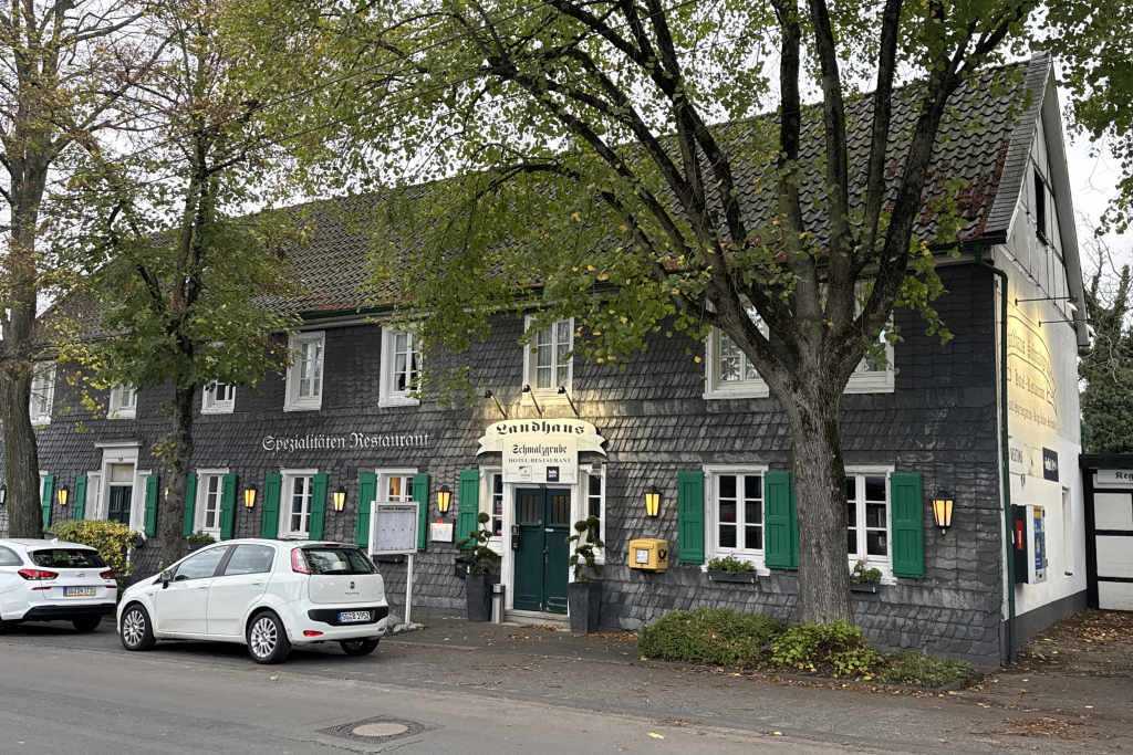 Landhaus Schmalzgrube, Solingen – Deutsch-serbische Küche mit Herz ...